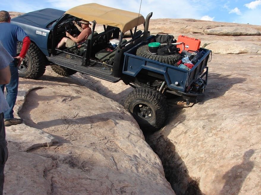 Square Tube Rocker Panel | Pirate 4x4