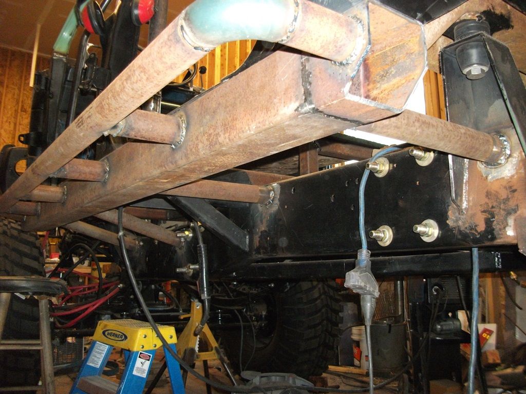 Square Tube Rocker Panel | Pirate 4x4